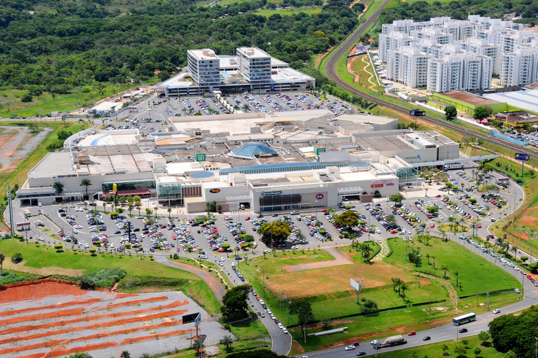 Ultra Planejamento, Comercialização e Operação de Shopping Centers ...